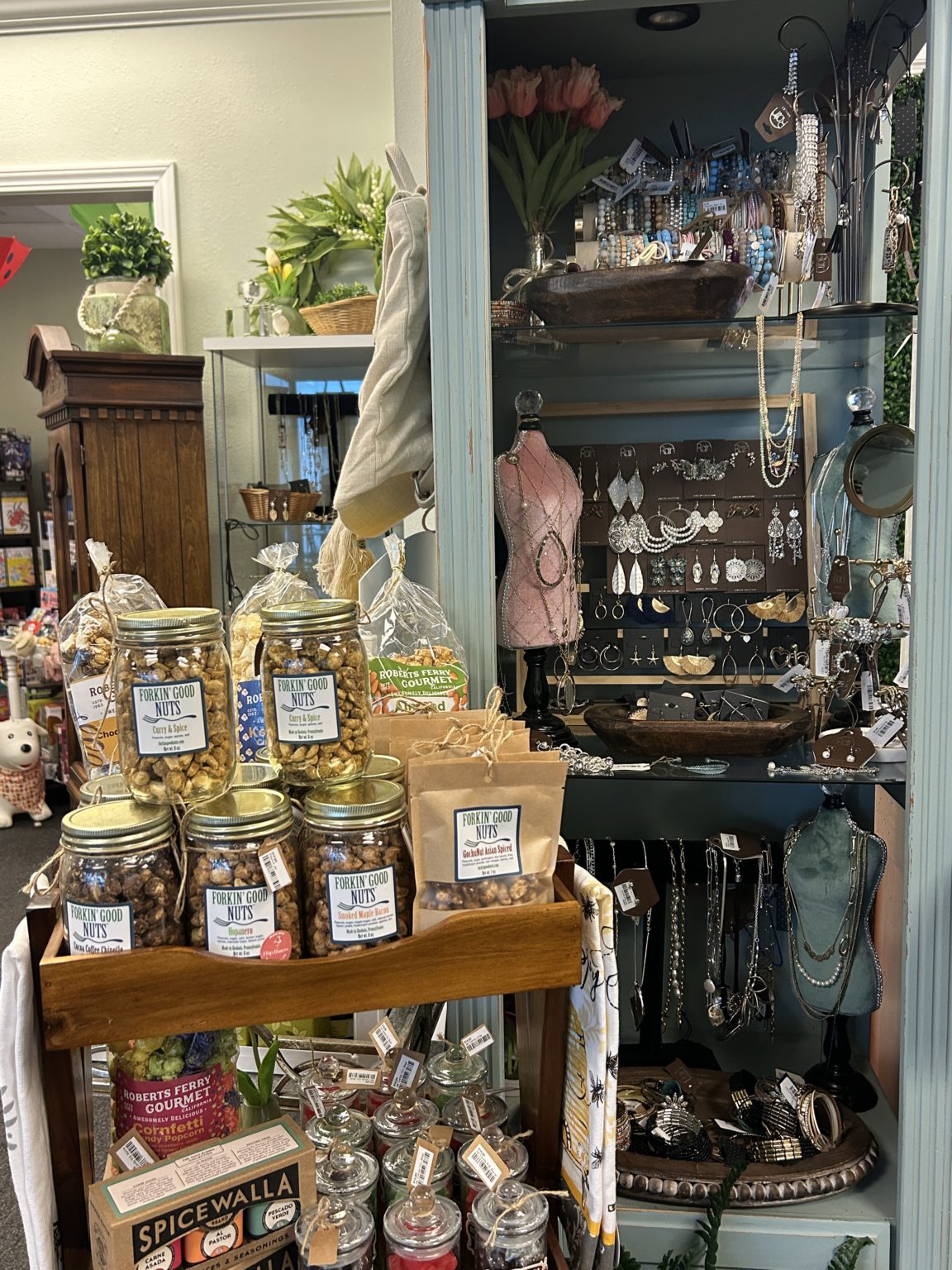 One-of-a-Kind Gift Shop in Downtown Stockton: Main Street Gifts ...